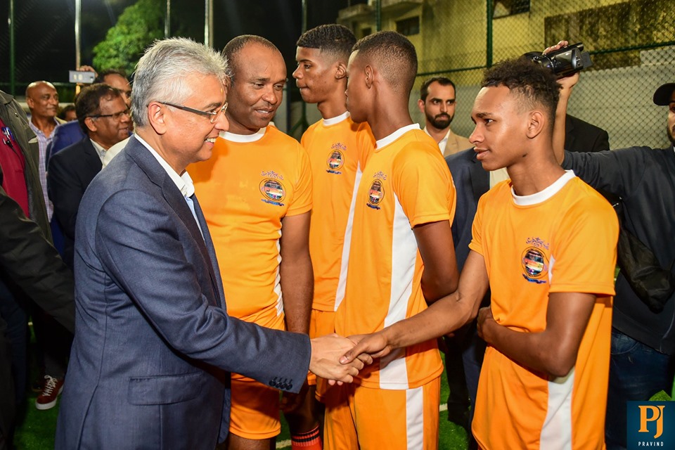 Le Premier ministre inaugure MUGA Triolet en présence du CEO de ...